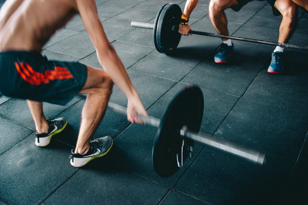 The Lateral Bicep Curl: The Complete How-To Guide (for bigger biceps!)